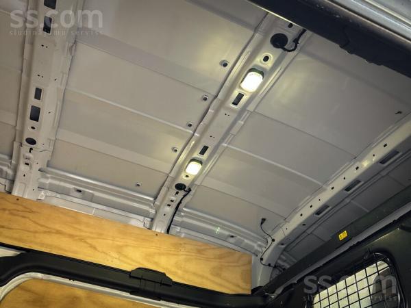 White Ford Transit 2016 in Tukums, with an engine capacity of 2.20 L and mileage of 235 thousand km for 8450 €, photo 10 on AUTOMOTO.COM.LV