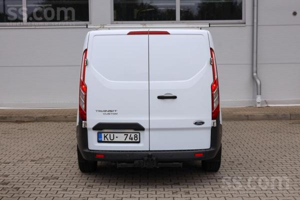 White Ford Transit 2016 in Riga, with an engine capacity of 2.00 L and mileage of 214 thousand km for 7995 €, photo 8 on AUTOMOTO.COM.LV