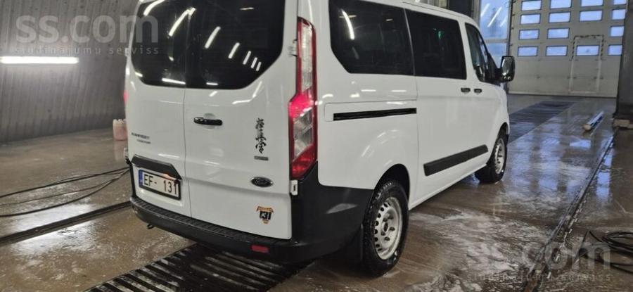 White Ford Transit 2019 in Riga, with an engine capacity of 2.00 L and mileage of 163 thousand km for 15300 €, photo 2 on AUTOMOTO.COM.LV
