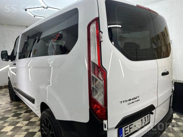 White Ford Transit 2019 in Riga, with an engine capacity of 2.00 L and mileage of 163 thousand km for 15300 €, photo 9 on AUTOMOTO.COM.LV