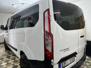 White Ford Transit 2019 in Riga, with an engine capacity of 2.00 L and mileage of 163 thousand km for 15300 €, photo 9 on AUTOMOTO.COM.LV
