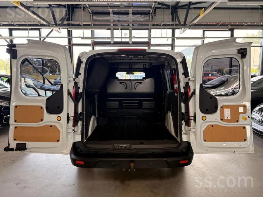 Balts Ford Transit 2020 Rīga, ar dzinēja tilpumu 1.50 L un nobraukumu 195 tūkst. km par 8590 €, foto 8 vietnē AUTOMOTO.COM.LV