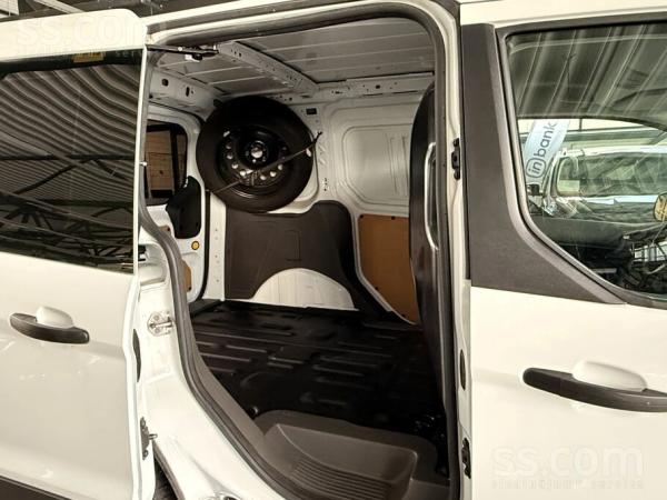 White Ford Transit 2020 in Riga, with an engine capacity of 1.50 L and mileage of 195 thousand km for 8590 €, photo 9 on AUTOMOTO.COM.LV