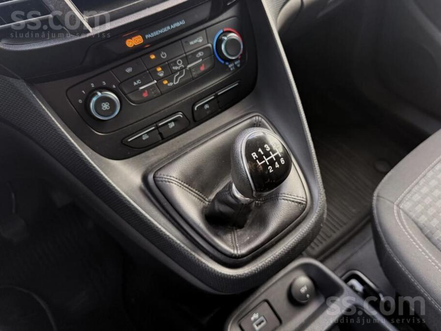 Balts Ford Transit 2020 Rīga, ar dzinēja tilpumu 1.50 L un nobraukumu 195 tūkst. km par 8590 €, foto 14 vietnē AUTOMOTO.COM.LV