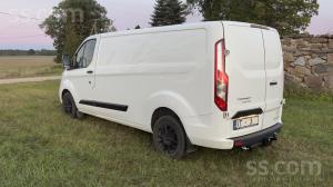 White Ford Transit 2021 in Valmiera, with an engine capacity of 2.00 L and mileage of 229 thousand km for 14300 €, photo 5 on AUTOMOTO.COM.LV