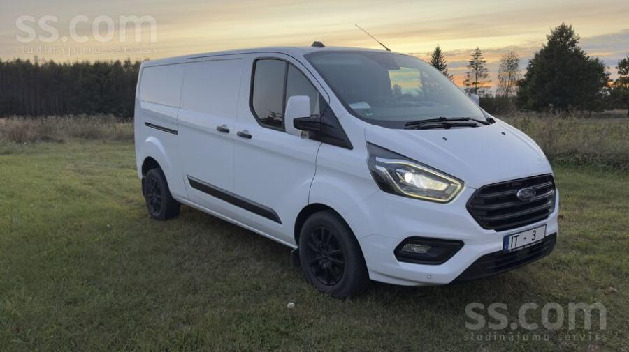 White Ford Transit 2021 in Valmiera, with an engine capacity of 2.00 L and mileage of 229 thousand km for 14300 €, photo 7 on AUTOMOTO.COM.LV