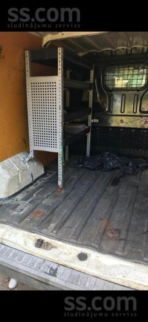 Balts Ford Transit 2006 Rīga, ar dzinēja tilpumu 1.80 L un nobraukumu 198 tūkst. km par 2550 €, foto 10 vietnē AUTOMOTO.COM.LV