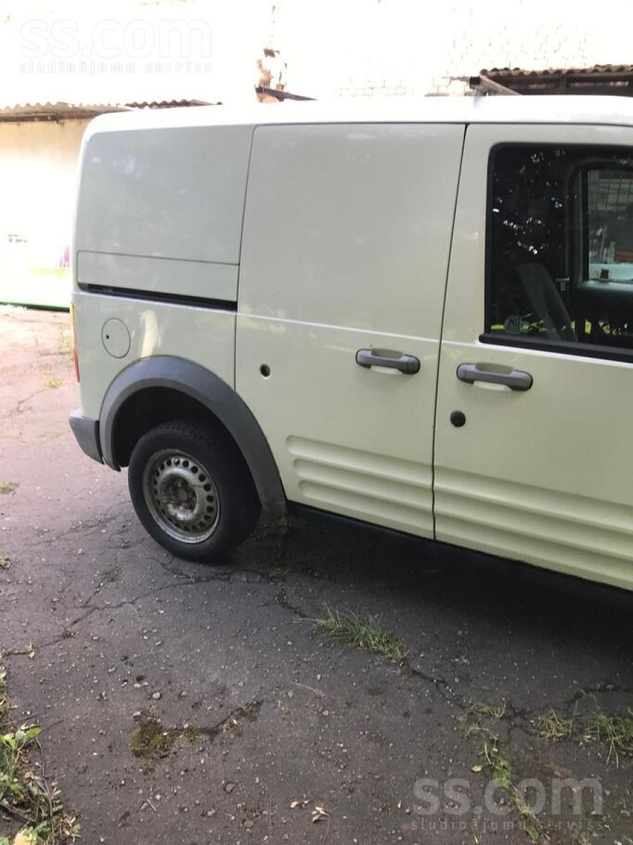 Balts Ford Transit 2006 Rīga, ar dzinēja tilpumu 1.80 L un nobraukumu 198 tūkst. km par 2550 €, foto 14 vietnē AUTOMOTO.COM.LV