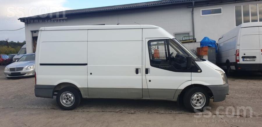 White Ford Transit 2008 in Jekabpils, with an engine capacity of 2.20 L and mileage of 340 thousand km for 800 €, photo 1 on AUTOMOTO.COM.LV