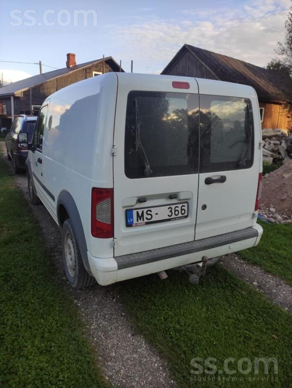 White Ford Transit 2011 in Daugavpils, with an engine capacity of 1.80 L and mileage of 220 thousand km for 1990 €, photo 2 on AUTOMOTO.COM.LV