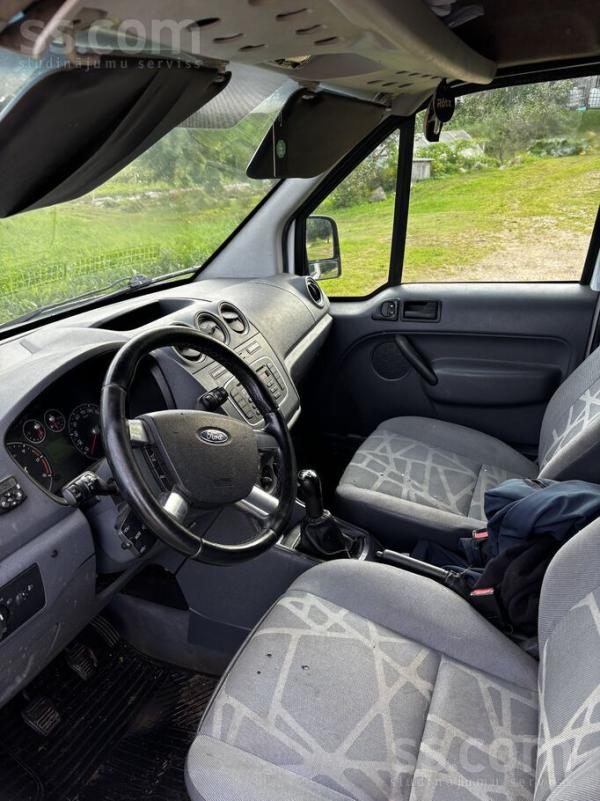 Balts Ford Transit 2011 Aizkraukle, ar dzinēja tilpumu 1.80 L un nobraukumu 357 tūkst. km par 1250 €, foto 5 vietnē AUTOMOTO.COM.LV