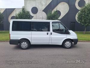 White Ford Transit 2007 in Parnu, with an engine capacity of 2.20 L and mileage of 297 thousand km for 5999 €, photo 7 on AUTOMOTO.COM.LV