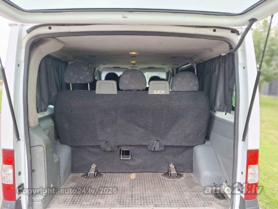 White Ford Transit 2007 in Parnu, with an engine capacity of 2.20 L and mileage of 297 thousand km for 5999 €, photo 10 on AUTOMOTO.COM.LV