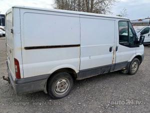 Balts Ford Transit 2010 Tallina, ar dzinēja tilpumu 2.20 L un nobraukumu 470 tūkst. km par 799 €, foto 4 vietnē AUTOMOTO.COM.LV