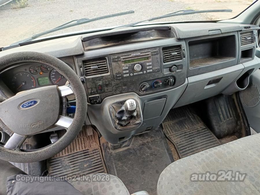 Balts Ford Transit 2010 Tallina, ar dzinēja tilpumu 2.20 L un nobraukumu 470 tūkst. km par 799 €, foto 6 vietnē AUTOMOTO.COM.LV
