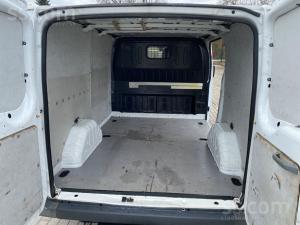 White Ford Transit 2012 in Riga, with an engine capacity of 2.20 L and mileage of 168 thousand km for 4250 €, photo 15 on AUTOMOTO.COM.LV