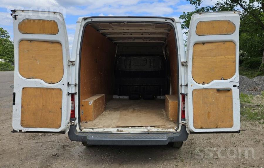 Balts Ford Transit 2012 Rīga, ar dzinēja tilpumu 2.20 L un nobraukumu 339 tūkst. km par 3750 €, foto 10 vietnē AUTOMOTO.COM.LV