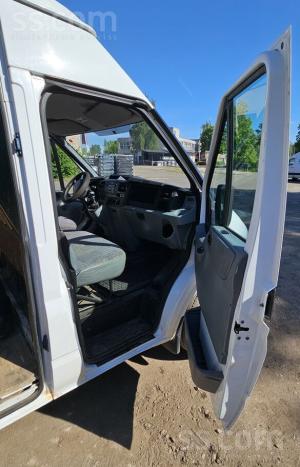 Balts Ford Transit 2012 Rīga, ar dzinēja tilpumu 2.20 L un nobraukumu 339 tūkst. km par 3750 €, foto 16 vietnē AUTOMOTO.COM.LV