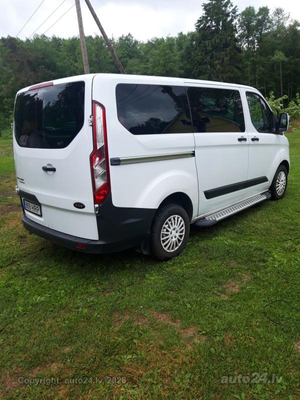 White Ford Transit 2014 in Tallinn, with an engine capacity of 2.20 L and mileage of 273 thousand km for 8500 €, photo 7 on AUTOMOTO.COM.LV