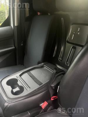 Balts Ford Transit 2015 Rīga, ar dzinēja tilpumu 1.60 L un nobraukumu 197 tūkst. km par 8999 €, foto 27 vietnē AUTOMOTO.COM.LV