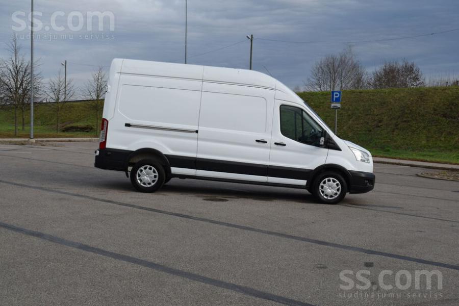 White Ford Transit 2017 in Riga, with an engine capacity of 2.00 L and mileage of 172 thousand km for 11500 €, photo 4 on AUTOMOTO.COM.LV