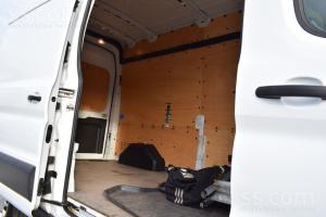 White Ford Transit 2017 in Riga, with an engine capacity of 2.00 L and mileage of 172 thousand km for 11500 €, photo 16 on AUTOMOTO.COM.LV