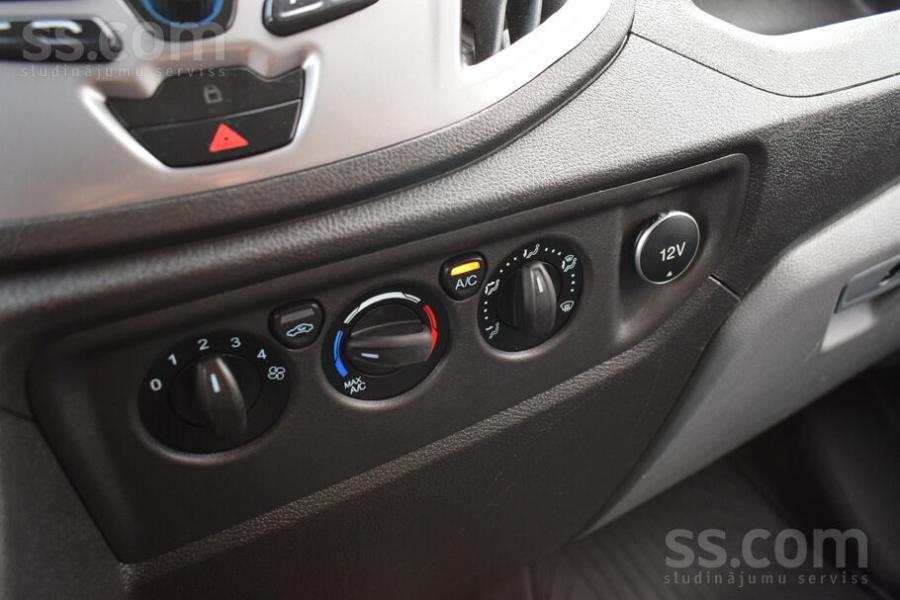 White Ford Transit 2017 in Riga, with an engine capacity of 2.00 L and mileage of 172 thousand km for 11500 €, photo 27 on AUTOMOTO.COM.LV