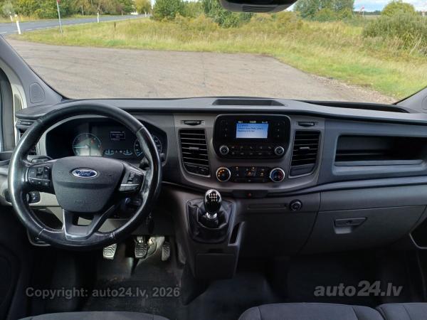Ford Transit 2018 Tallina vietnē Balts Ford Transit 2018 Tallina, ar dzinēja tilpumu 2.00 L un nobraukumu 265 tūkst. km par 16800 €, foto 11 vietnē AUTOMOTO.COM.LV
