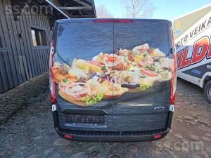 White Ford Transit 2021 in Cesis, with an engine capacity of 2.00 L and mileage of 71 thousand km for 12500 €, photo 9 on AUTOMOTO.COM.LV