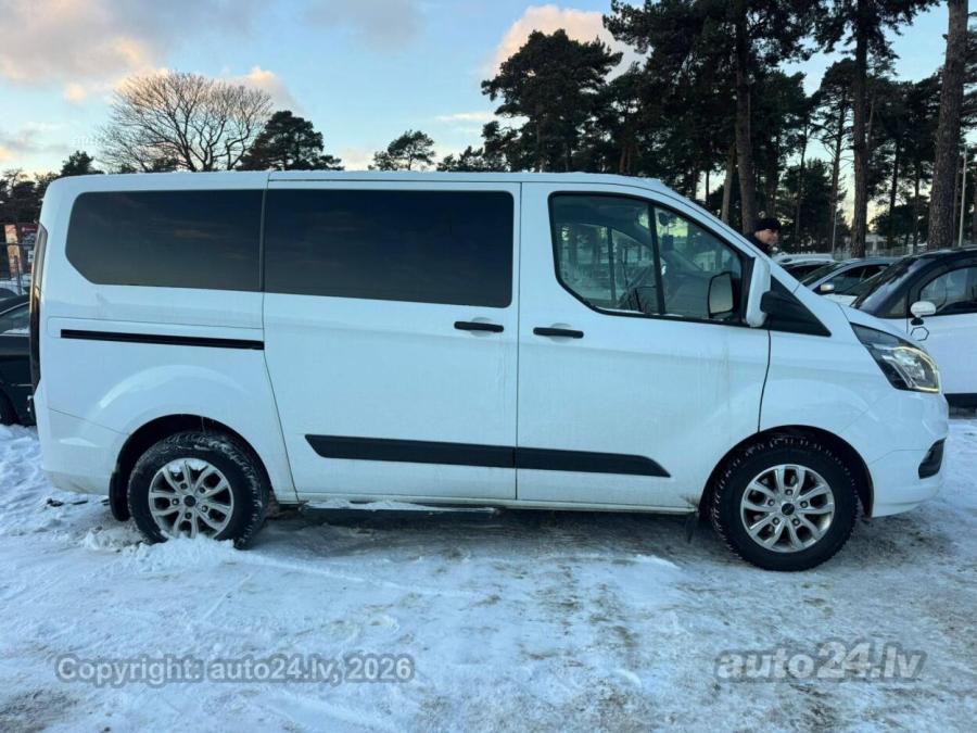 White Ford Transit 2022 in Tallinn, with an engine capacity of 2.00 L and mileage of 210 thousand km for 17000 €, photo 4 on AUTOMOTO.COM.LV