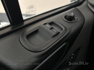 White Ford Transit 2023 in Riga, with an engine capacity of 2.00 L and mileage of 91 thousand km for 20450 €, photo 10 on AUTOMOTO.COM.LV