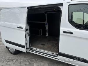 White Ford Transit 2023 in Riga, with an engine capacity of 2.00 L and mileage of 91 thousand km for 20450 €, photo 16 on AUTOMOTO.COM.LV