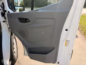 Balts Ford Transit 2018 Tauragė, ar dzinēja tilpumu 2.00 L un nobraukumu 164 tūkst. km par 12400 €, foto 18 vietnē AUTOMOTO.COM.LV