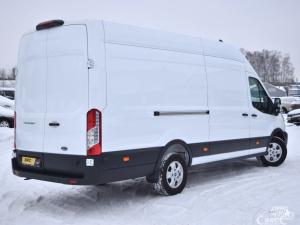White Ford Transit 2024 in Riga, with an engine capacity of 2.00 L and mileage of 27 thousand km for 28000 €, photo 4 on AUTOMOTO.COM.LV