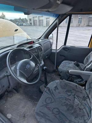 Dzeltens Ford Transit 2004 Viļņa, ar dzinēja tilpumu 2.00 L un nobraukumu 412 tūkst. km par 1400 €, foto 6 vietnē AUTOMOTO.COM.LV