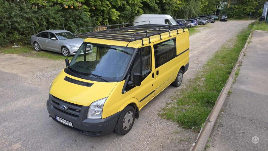 Yellow Ford Transit 2007 in Vilnius, with an engine capacity of 2.20 L and mileage of 191 thousand km for 4800 €, photo 1 on AUTOMOTO.COM.LV