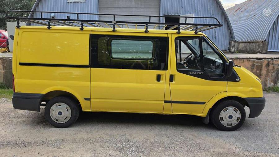 Yellow Ford Transit 2007 in Vilnius, with an engine capacity of 2.20 L and mileage of 191 thousand km for 4800 €, photo 7 on AUTOMOTO.COM.LV
