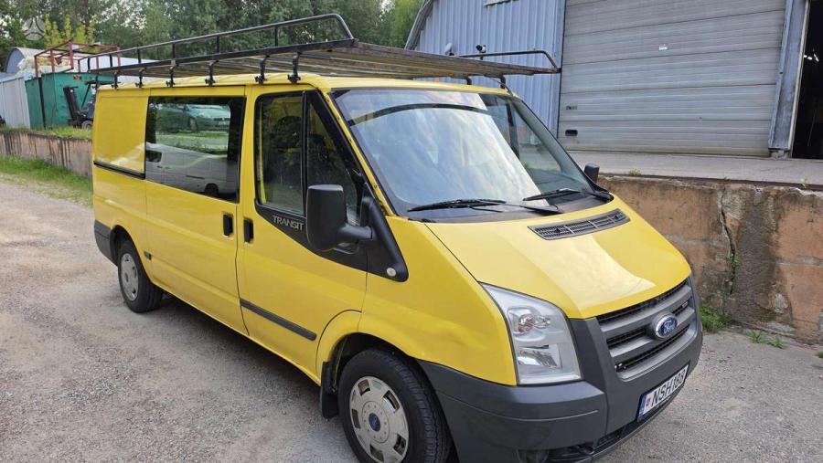 Yellow Ford Transit 2007 in Vilnius, with an engine capacity of 2.20 L and mileage of 191 thousand km for 4800 €, photo 8 on AUTOMOTO.COM.LV