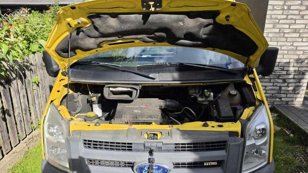 Yellow Ford Transit 2007 in Vilnius, with an engine capacity of 2.20 L and mileage of 191 thousand km for 4800 €, photo 10 on AUTOMOTO.COM.LV
