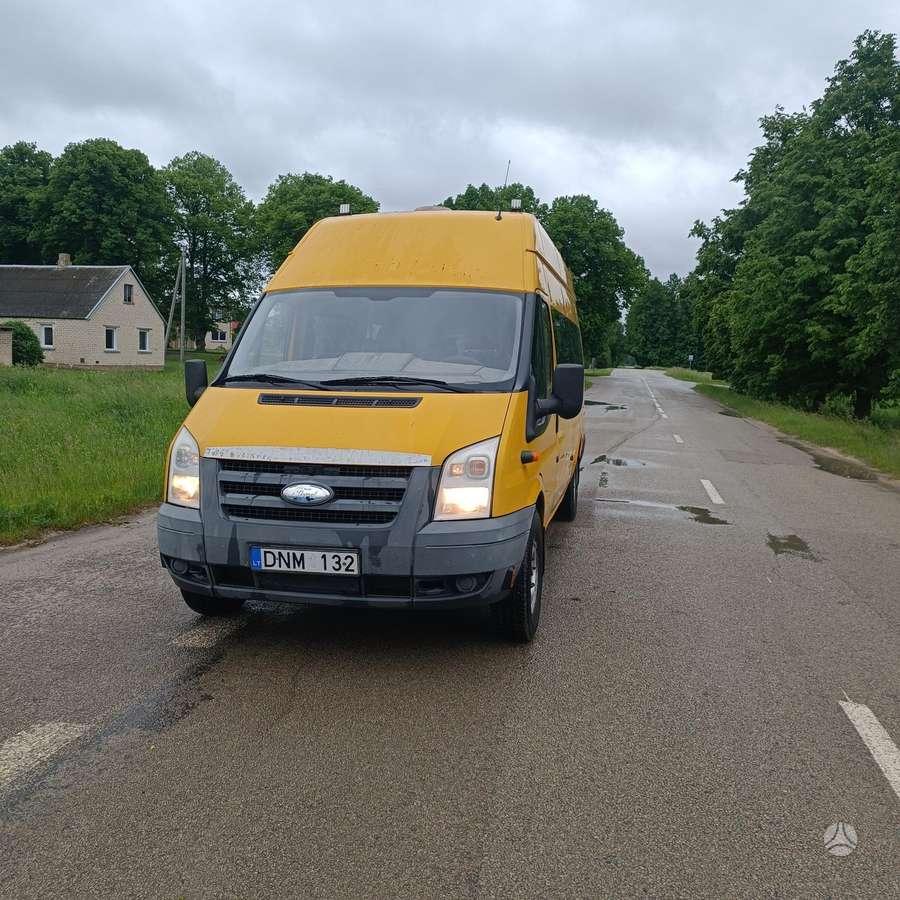 Yellow Ford Transit 2008 in Panevezys, with an engine capacity of 2.40 L and mileage of 230 thousand km for 2080 €, photo 3 on AUTOMOTO.COM.LV