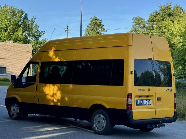 Yellow Ford Transit 2009 in Radviliskis, with an engine capacity of 2.20 L and mileage of 333 thousand km for 3400 €, photo 6 on AUTOMOTO.COM.LV