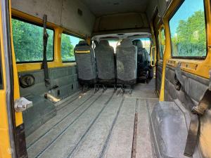 Dzeltens Ford Transit 2009 Radviliškis, ar dzinēja tilpumu 2.20 L un nobraukumu 333 tūkst. km par 3400 €, foto 12 vietnē AUTOMOTO.COM.LV