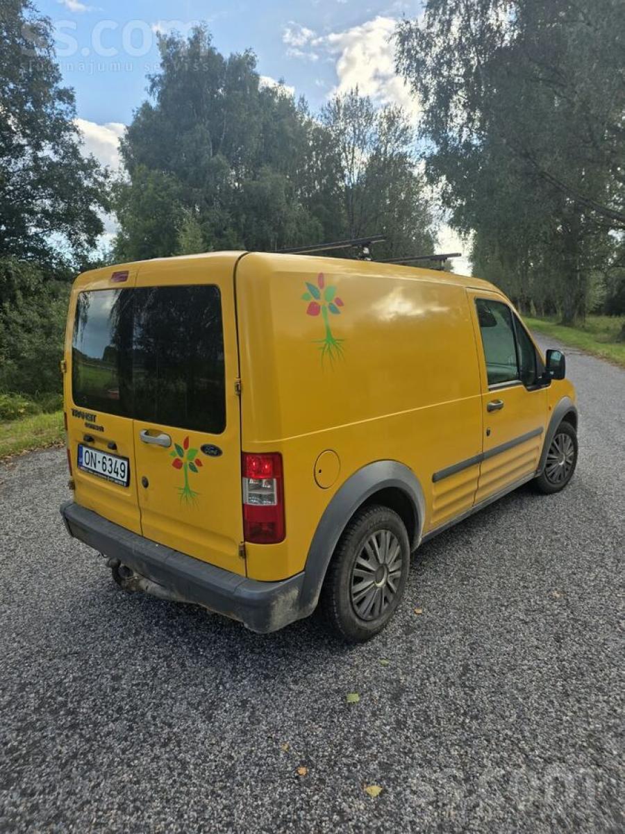 Yellow Ford Transit 2006 in Riga, with an engine capacity of 1.80 L and mileage of 294 thousand km for 1300 €, photo 7 on AUTOMOTO.COM.LV