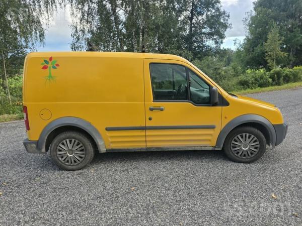 Yellow Ford Transit 2006 in Riga, with an engine capacity of 1.80 L and mileage of 294 thousand km for 1300 €, photo 8 on AUTOMOTO.COM.LV