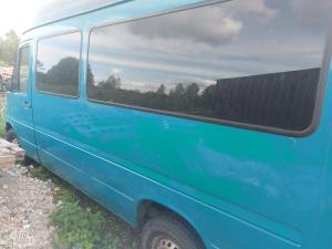 Dzeltens Ford Transit 2007 Viļņa, ar dzinēja tilpumu 2.50 L un nobraukumu 310 tūkst. km par 1500 €, foto 3 vietnē AUTOMOTO.COM.LV