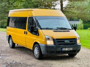 Yellow Ford Transit 2008 in Rezekne, with an engine capacity of 2.40 L and mileage of 426 thousand km for 2800 €, photo 1 on AUTOMOTO.COM.LV