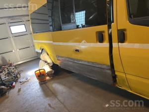 Dzeltens Ford Transit 2008 Rēzekne, ar dzinēja tilpumu 2.40 L un nobraukumu 520 tūkst. km par 5500 €, foto 24 vietnē AUTOMOTO.COM.LV