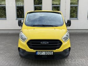 Yellow Ford Transit 2018 in Jelgava, with an engine capacity of 2.00 L and mileage of 277 thousand km for 11895 €, photo 4 on AUTOMOTO.COM.LV