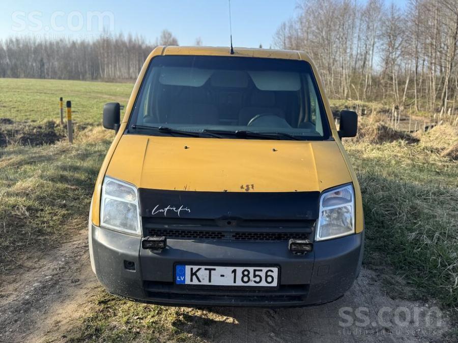 Yellow Ford Transit 2005 in Kuldiga, with an engine capacity of 1.80 L and mileage of 430 thousand km for 14950 €, photo 3 on AUTOMOTO.COM.LV