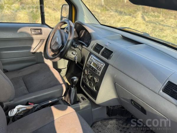 Dzeltens Ford Transit 2005 Kuldīga, ar dzinēja tilpumu 1.80 L un nobraukumu 430 tūkst. km par 3999 €, foto 6 vietnē AUTOMOTO.COM.LV
